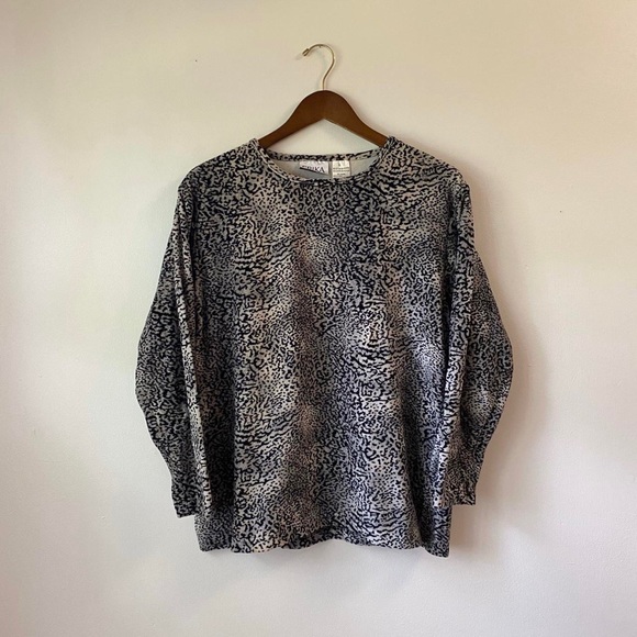Vintage | Sweaters | Vintage 9s Y2k Erika Small Leopard Print Sweater ...